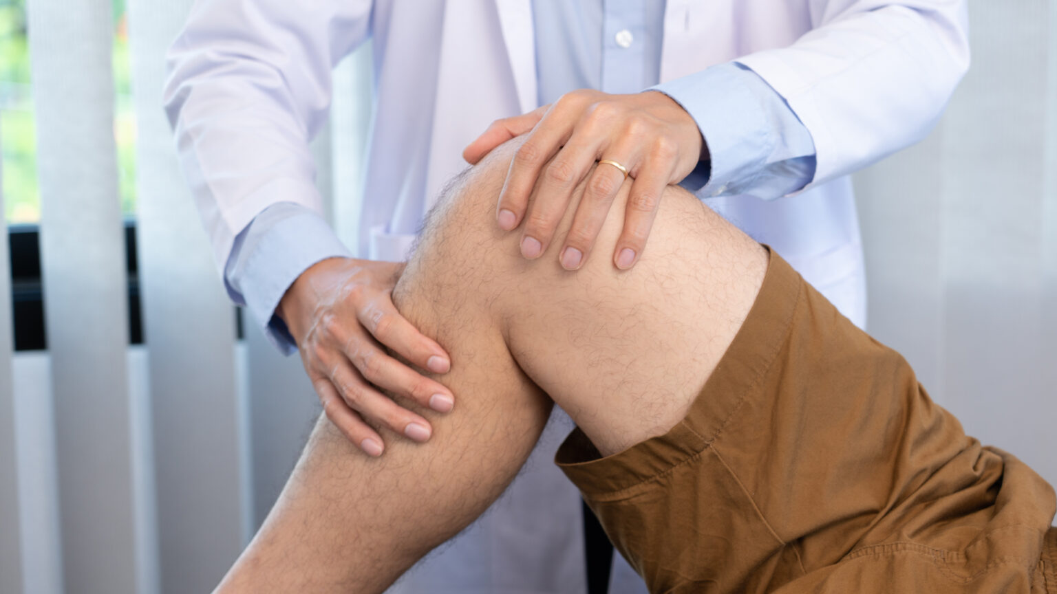 Anatomy TUESDAY – Palpation Series (Part 5 – The Knee) – Movewell Academy